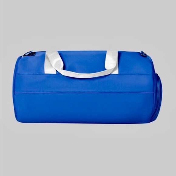 HALARA | Bags | New Halara Vibrant Blue White Handled Zippered Gym ...